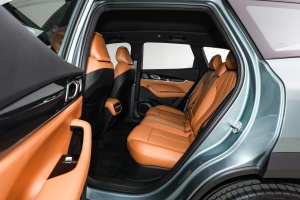 【博越L2024款】吉利汽车_博越L2024款报价_图片_易车