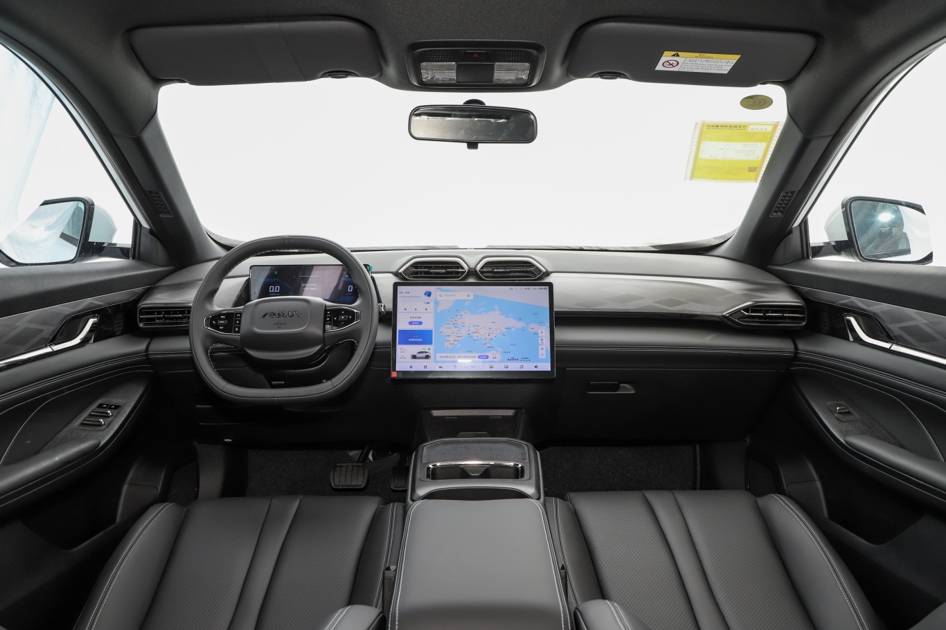 【东风风神L7插电混动 1.5T 205km 205超长续航畅享型内饰全景正拍图片-汽车图片大全】-易车