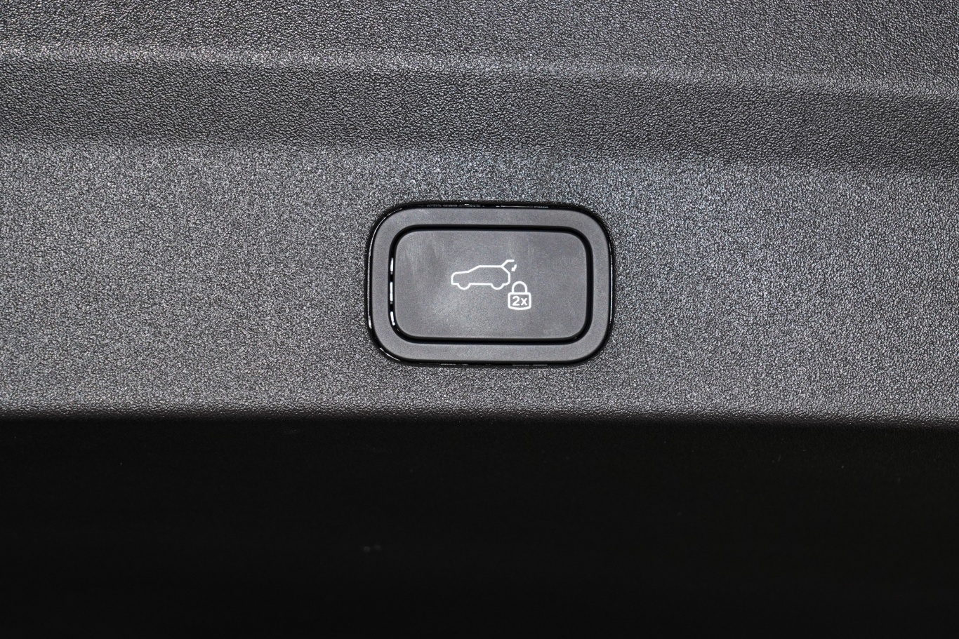 【理想L6Pro 智能焕新版电动尾门按键(手动扶手)图片-汽车图片大全】-易车