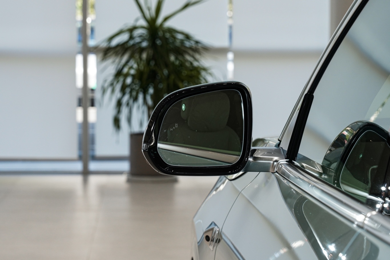 【理想L6L6 Pro 智能焕新版后视镜镜面图片-汽车图片大全】-易车