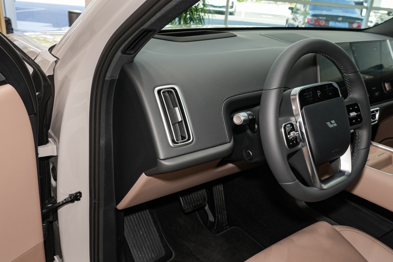 【理想L6L6 Max 智能焕新版主驾驶位图片-汽车图片大全】-易车