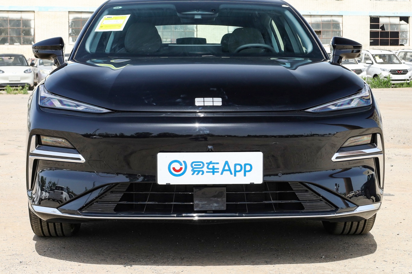 【银河星耀8EM-i 1.5L 130km 尊贵版外观细节图片-汽车图片大全】-易车