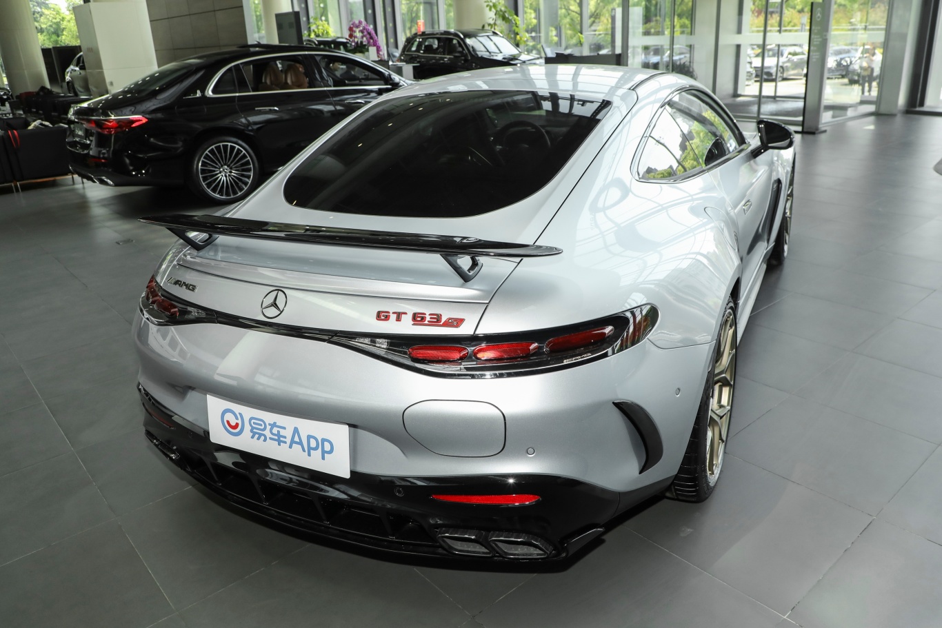 【奔驰GT AMG新能源AMG GT 63 S E Performance侧后45度车头向右水平图片-汽车图片大全】-易车