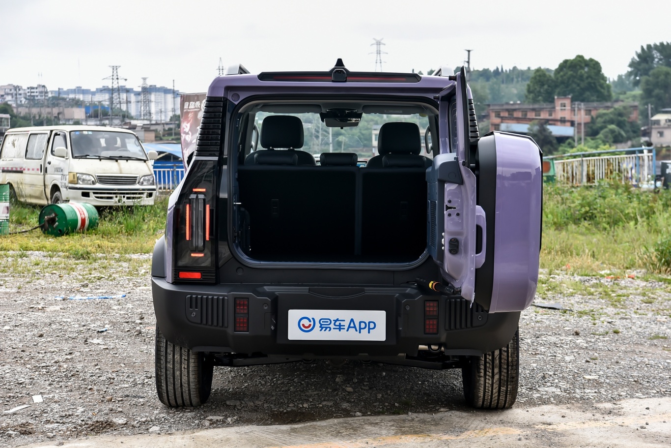 【山海T21.5T 129km 前驱星月女神 5座后备厢图片-汽车图片大全】-易车