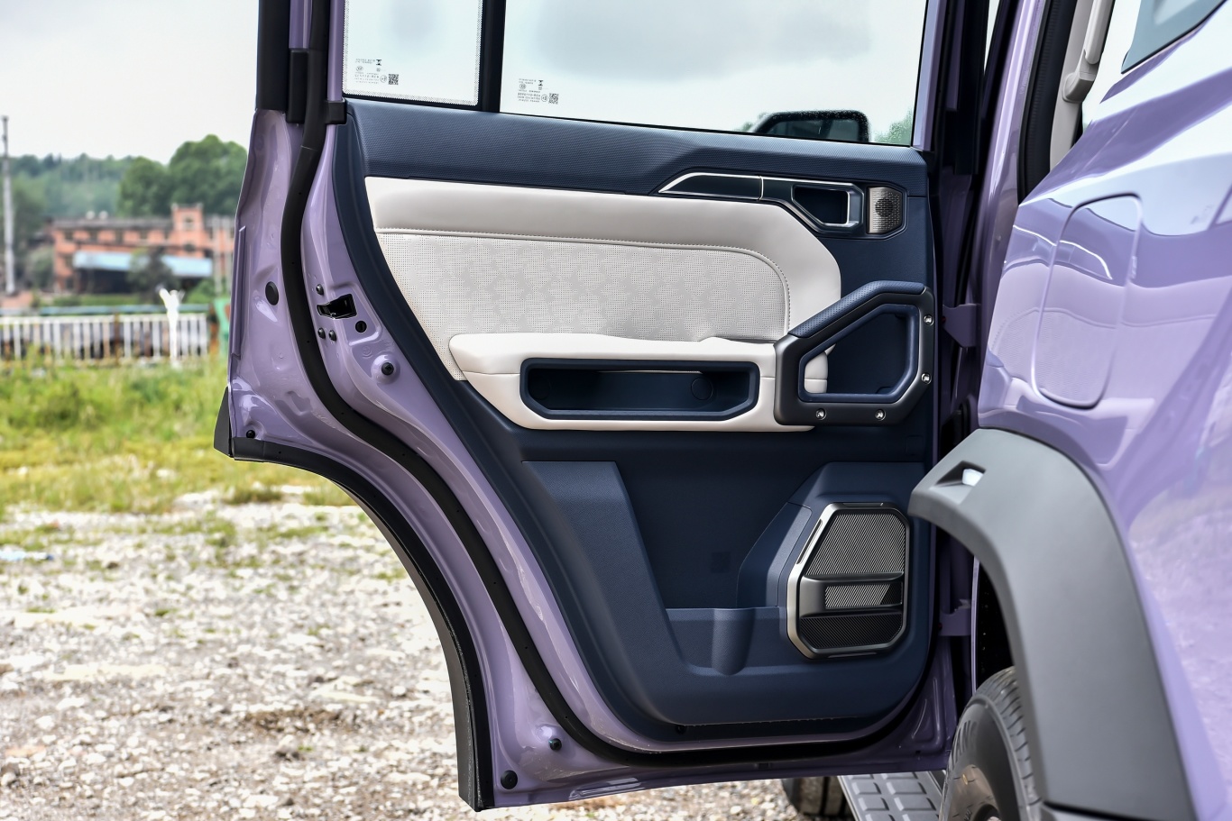 【山海T21.5T 129km 前驱星月女神 5座后排功能图片-汽车图片大全】-易车