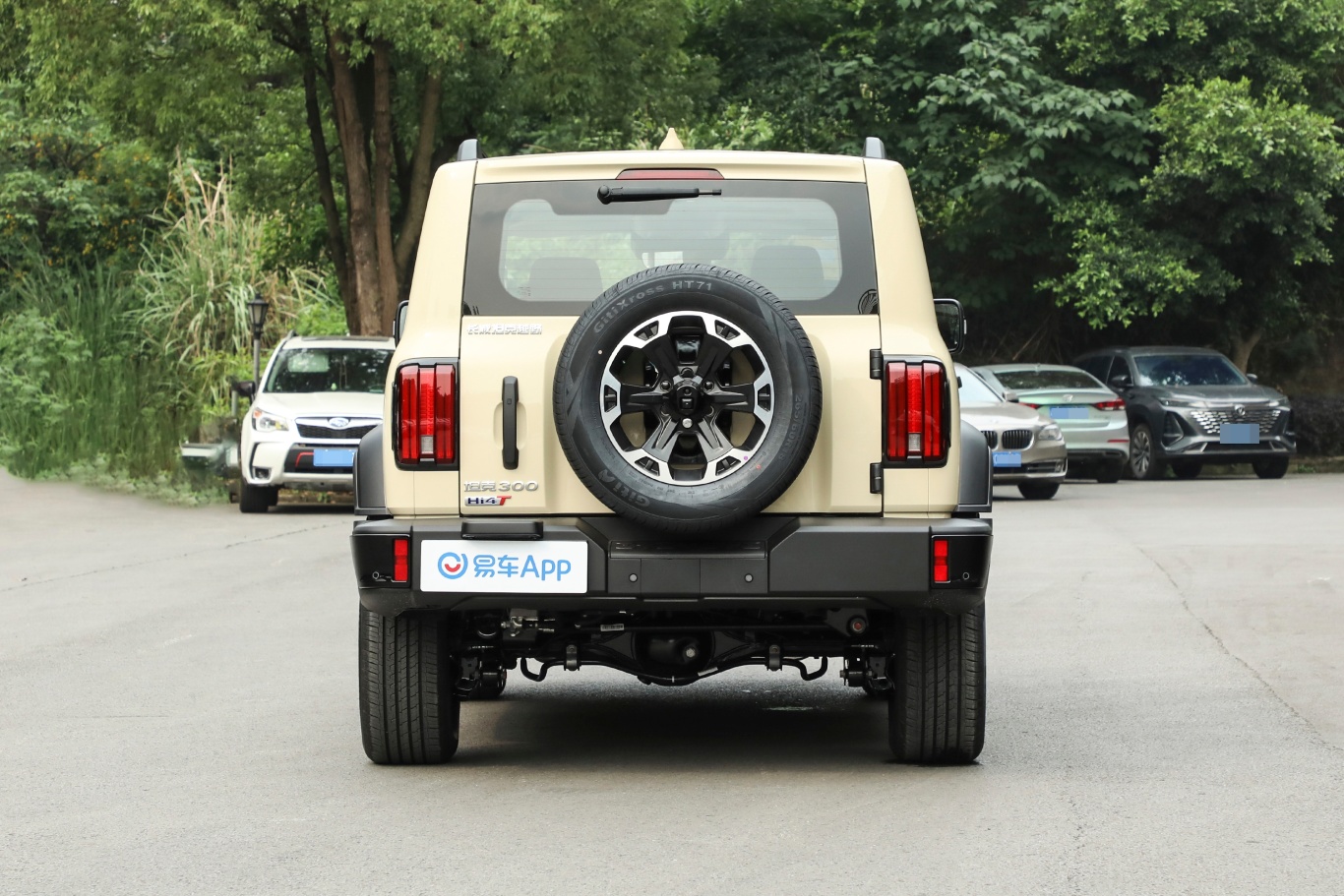 【坦克300新能源2.0T Hi4-T正后水平图片-汽车图片大全】-易车