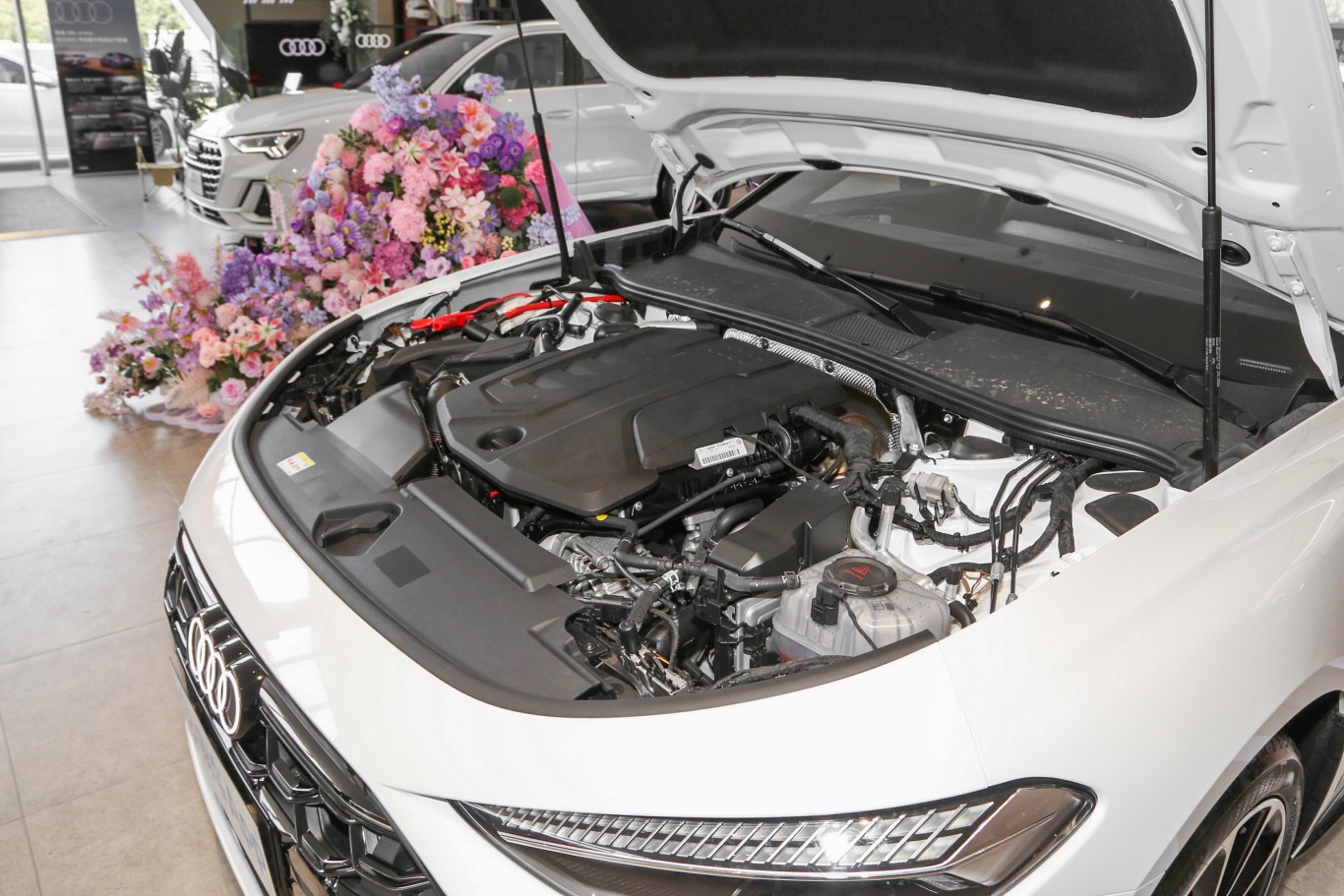 【奥迪A5L2.0T 运动版 Plus动力底盘图片-汽车图片大全】-易车