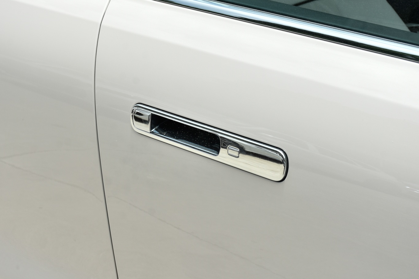 【尊界S800纯电版 670km 星辉尊享版 5座外观细节图片-汽车图片大全】-易车