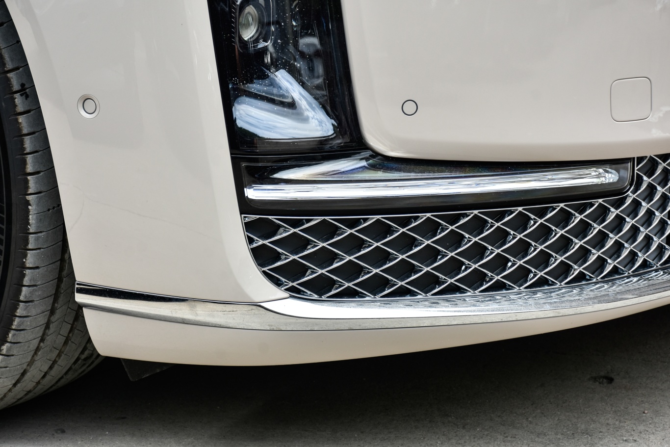 【尊界S800纯电版 670km 星辉尊享版 5座外观细节图片-汽车图片大全】-易车