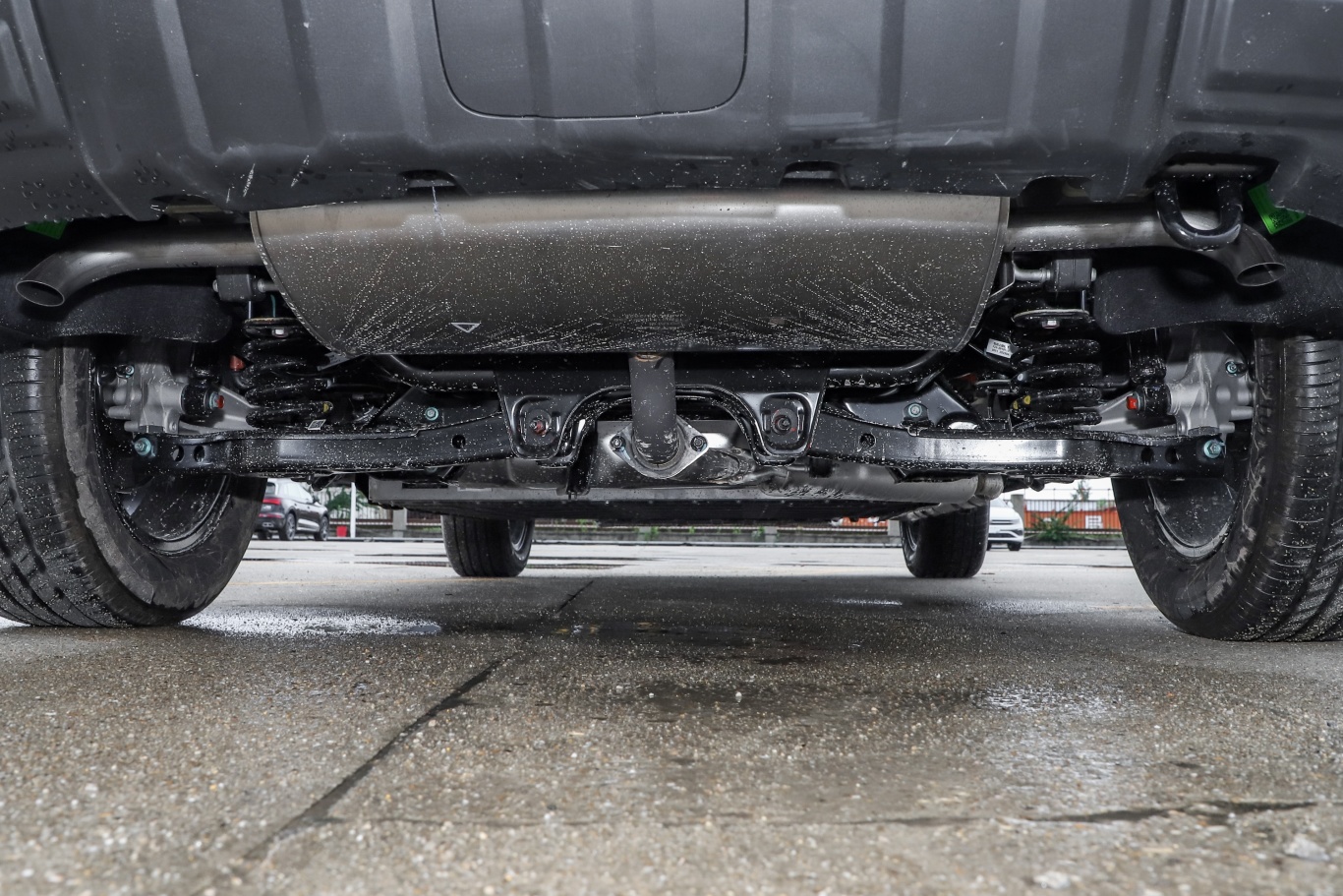 【山海T11.5T 226km 前驱穿越版后悬架整体图片-汽车图片大全】-易车