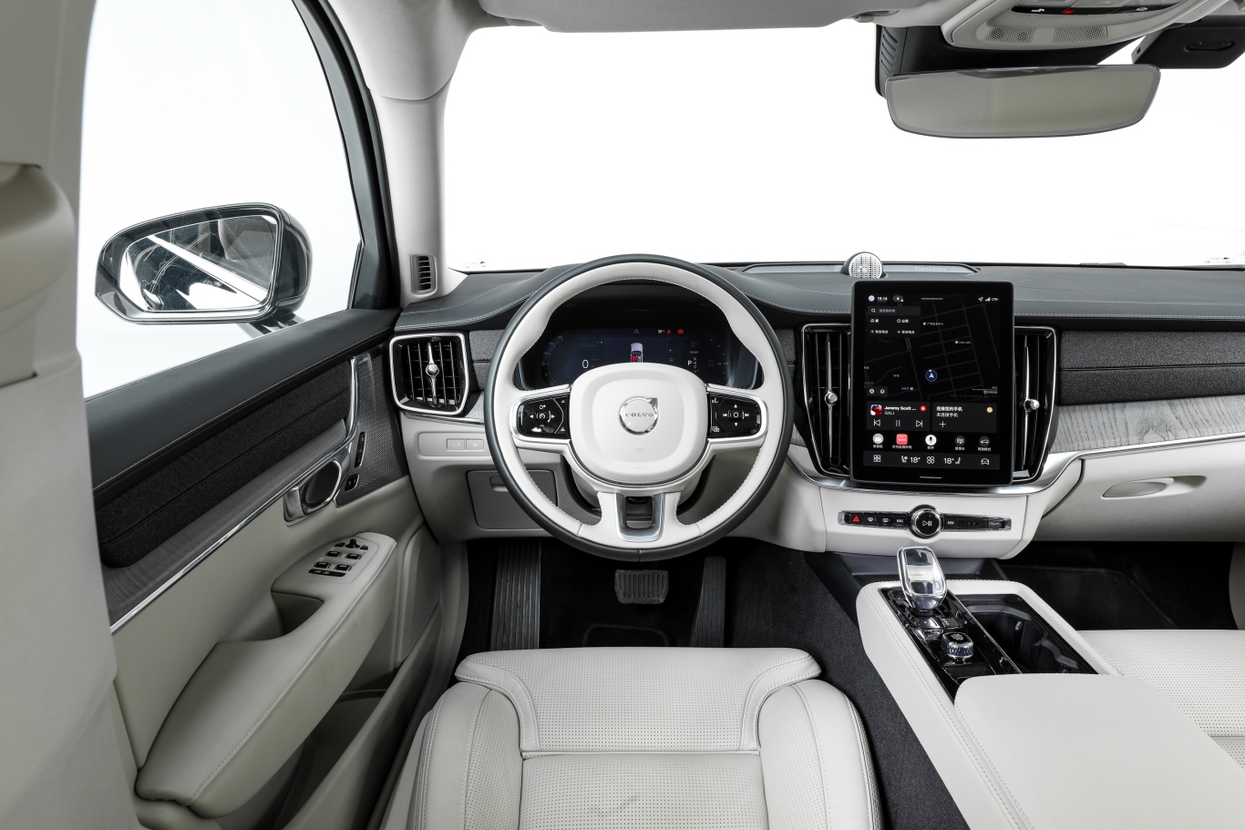 【沃尔沃S90 插电混动2.0T 80km 长续航智雅豪华版驾驶位区域图片-汽车图片大全】-易车