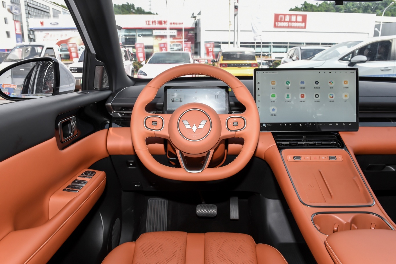 【五菱星光S插电混动 1.5L 130km 高功率旗舰版驾驶位区域图片-汽车图片大全】-易车