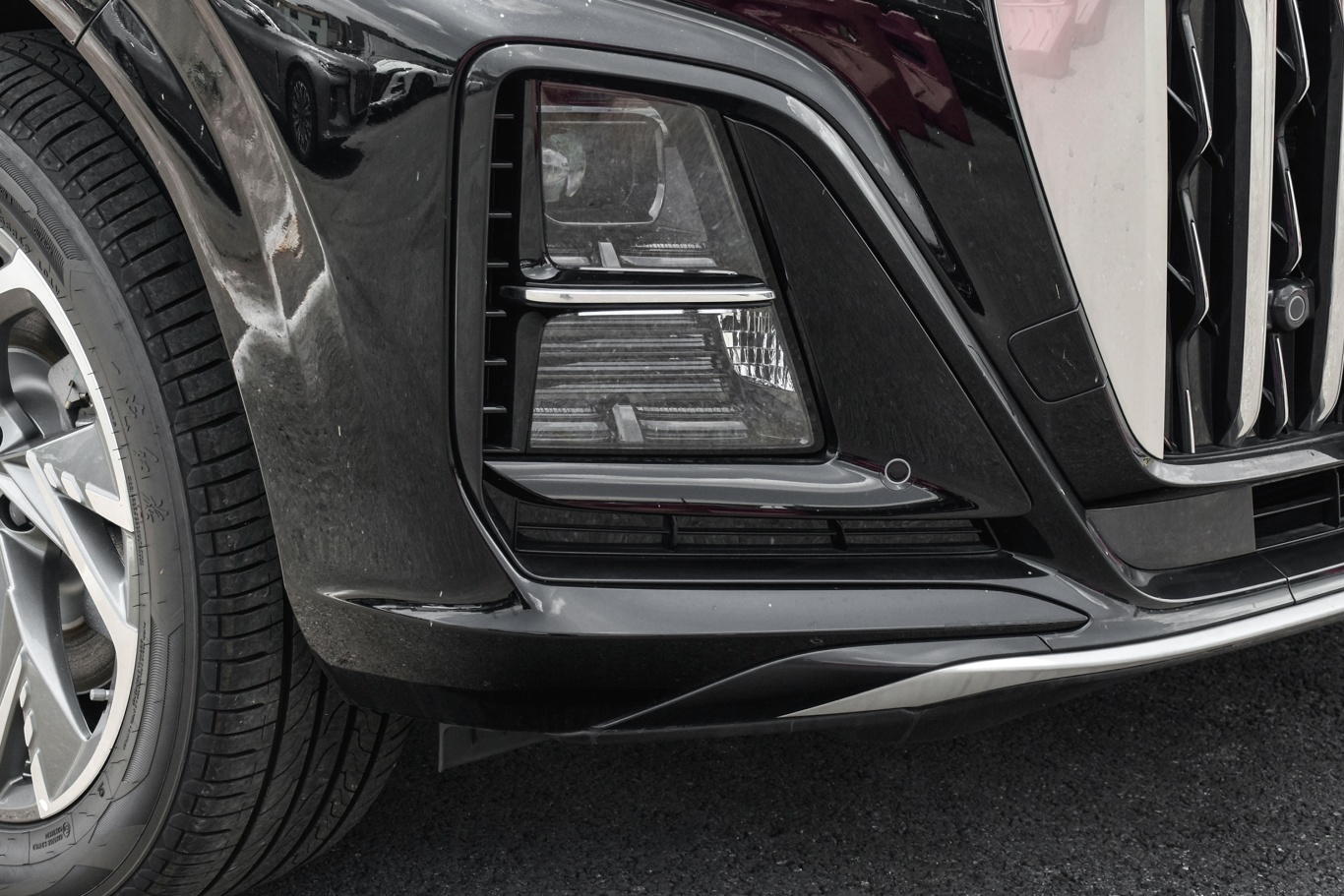 【红旗HS32.0T 自动两驱可为版外观细节图片-汽车图片大全】-易车