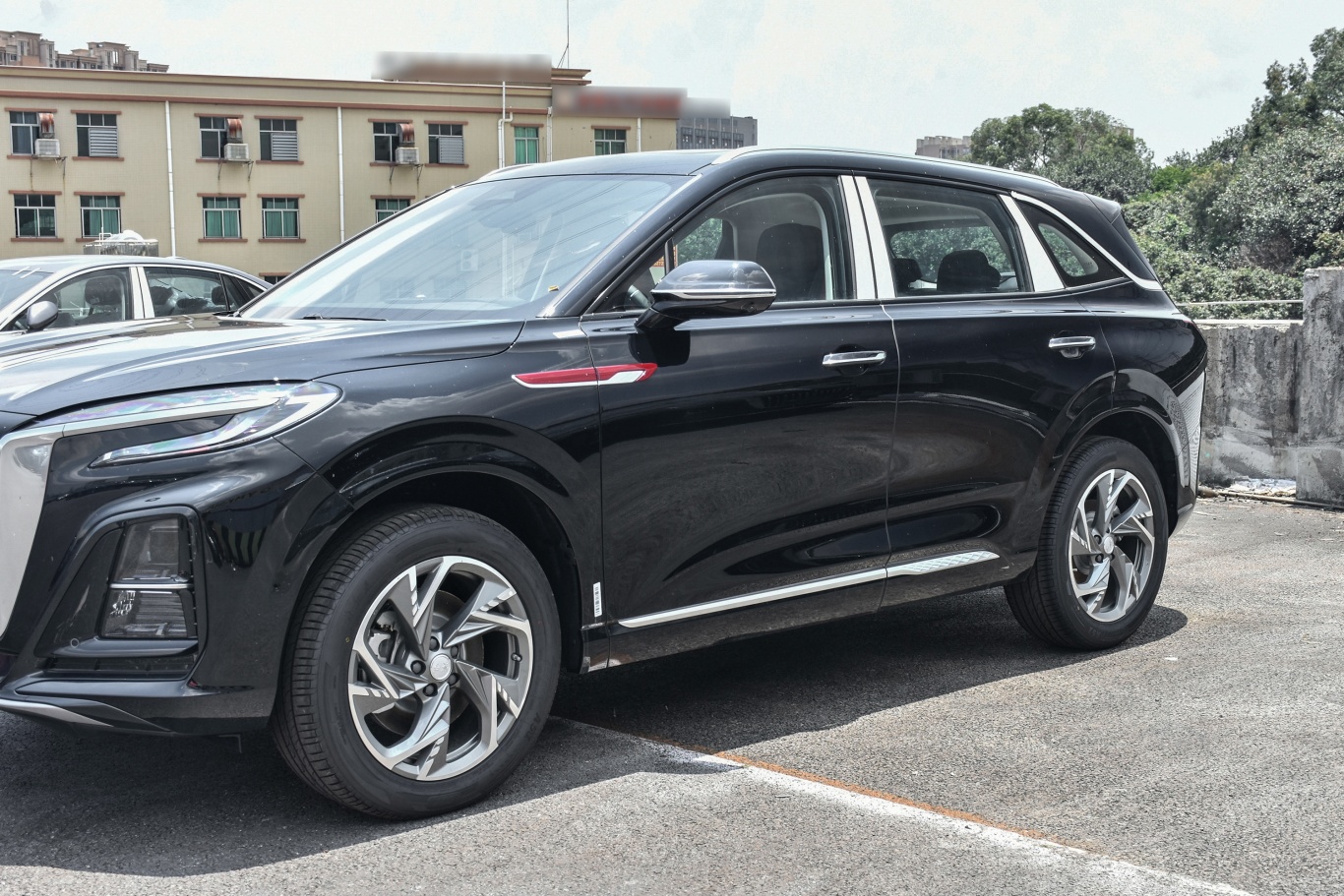 【红旗HS32.0T 自动两驱可为版外观细节图片-汽车图片大全】-易车