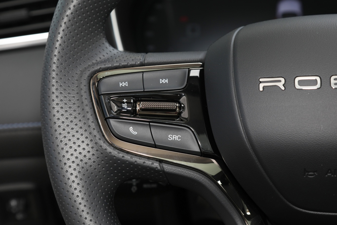 【荣威RX5改款 PLUS 330TGI 双离合领潮智惠版左侧方向盘功能按键图片-汽车图片大全】-易车