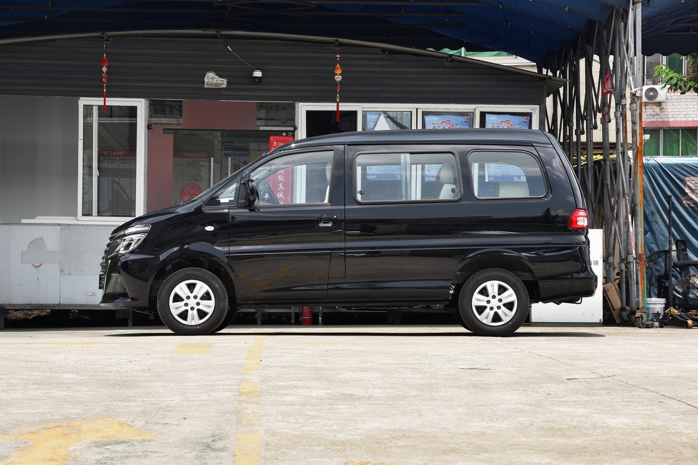 【菱智M5 1.6L 实用型 5座正侧车头向左水平图片-汽车图片大全】-易车