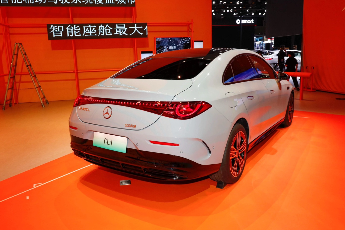 【奔驰CLA新能源CLA 300 L 超长续航版图片-汽车图片大全】-易车