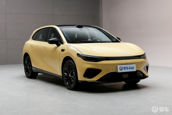 零跑Lafa5正式上市 限时售9.28万元起_易车