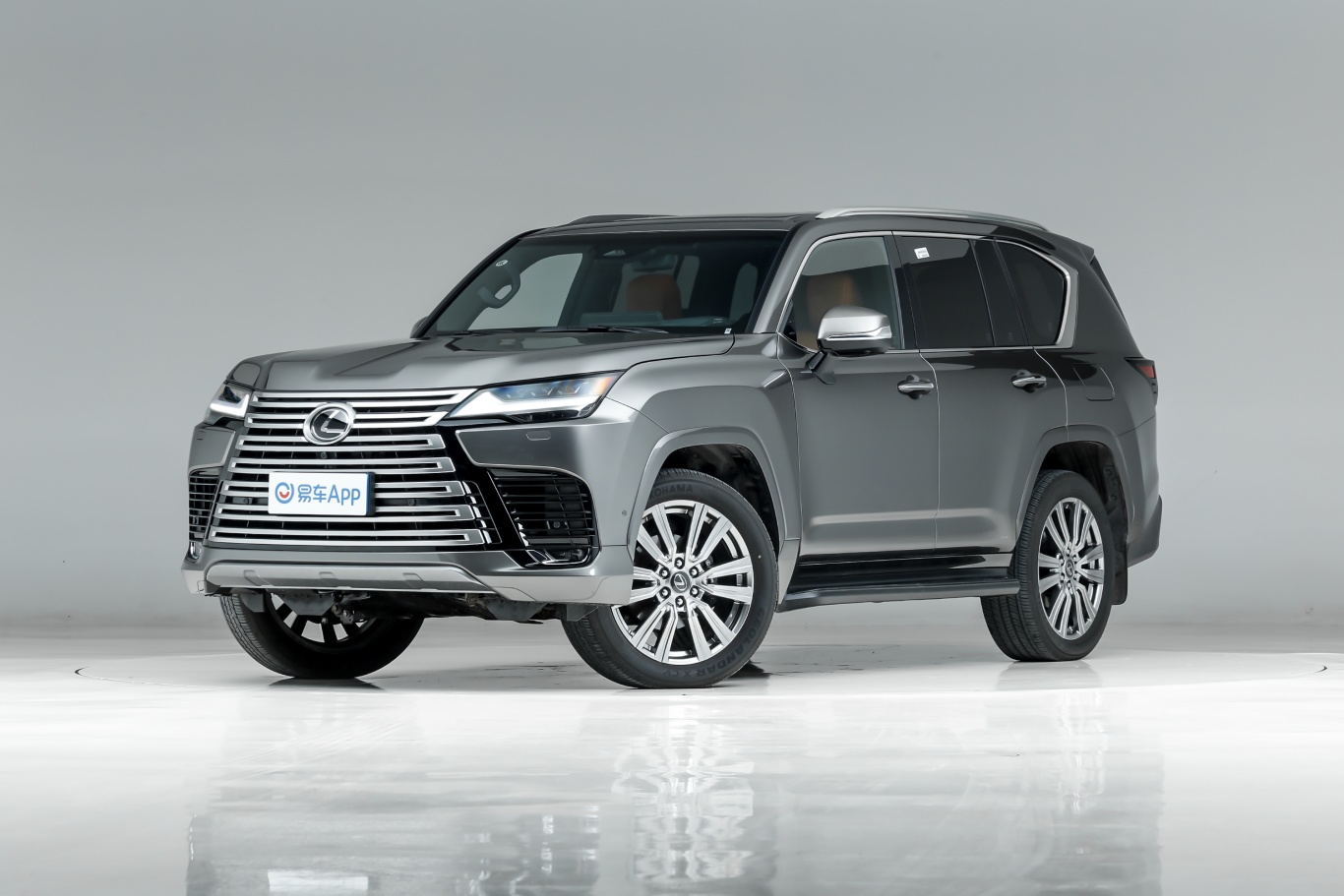 【雷克萨斯LXLX700h VIP领世版侧前45度车头向左水平图片-汽车图片大全】-易车